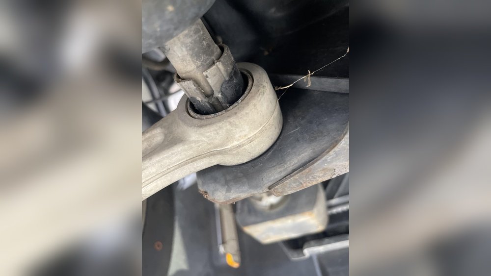 Dangers of Driving With Bad Control Arms: What to Know
